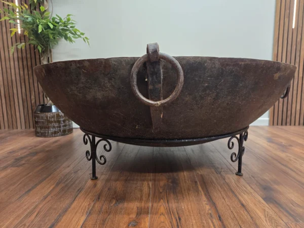 Giant Kadai Cast Iron Fire Pit - 2 Pink Flamingos